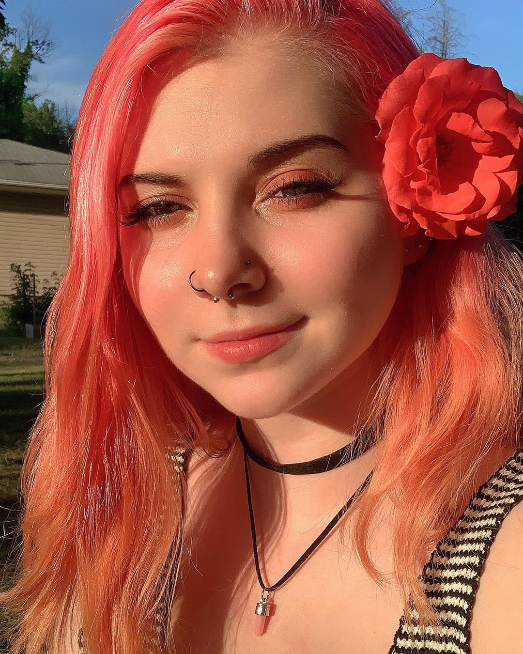 E-girl: Conheça o estilo e saiba como aderir a essa estética