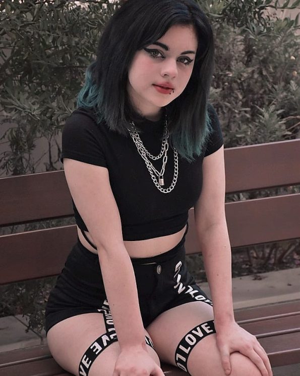 E-girl: 30 looks estilosos + tutoriais para aderir à estética