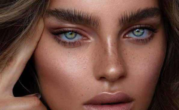 Foxy eyes: entenda as problemáticas envolvendo a tendência