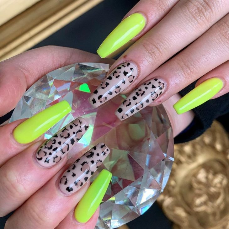 Unhas tips: como fazer + 20 fotos incríveis para se inspirar