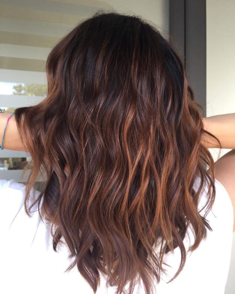 Cabelo caramelo: fotos e como alcançar a cor que é pura tendência