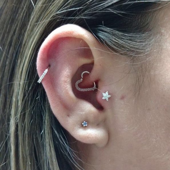 Piercing daith: 15 fotos inspiradoras + relatos e dicas de cuidados