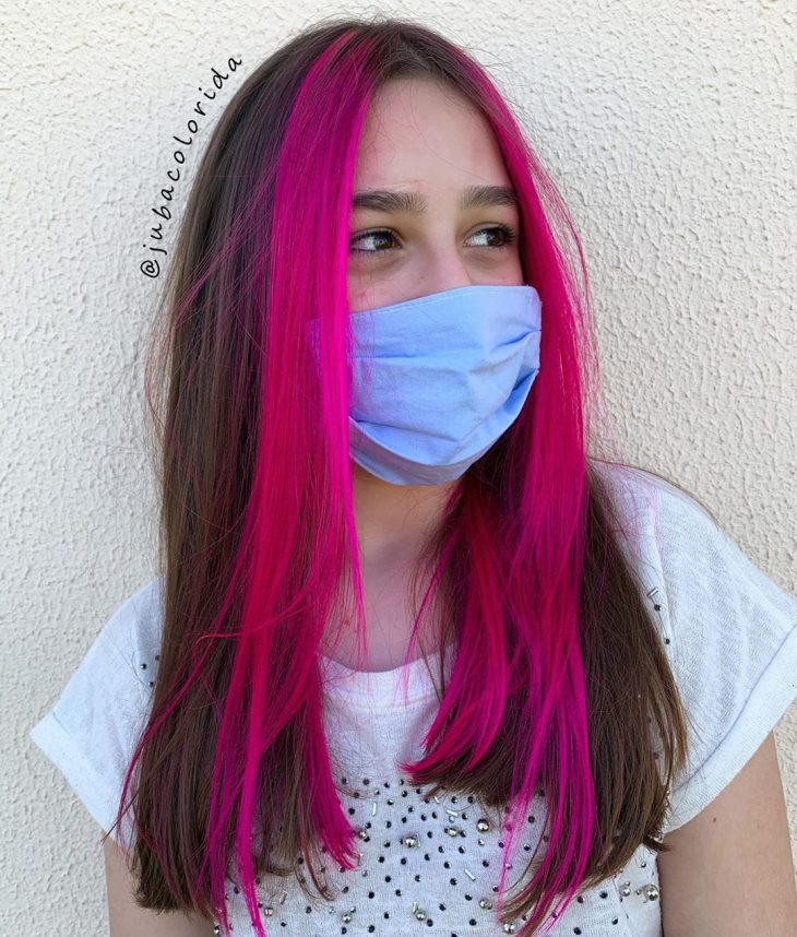 Cabelo com mechas rosas: dicas para apostar na tendência [25 FOTOS]