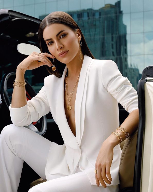 Blazer branco: como usar essa peça incrível [FOTOS]