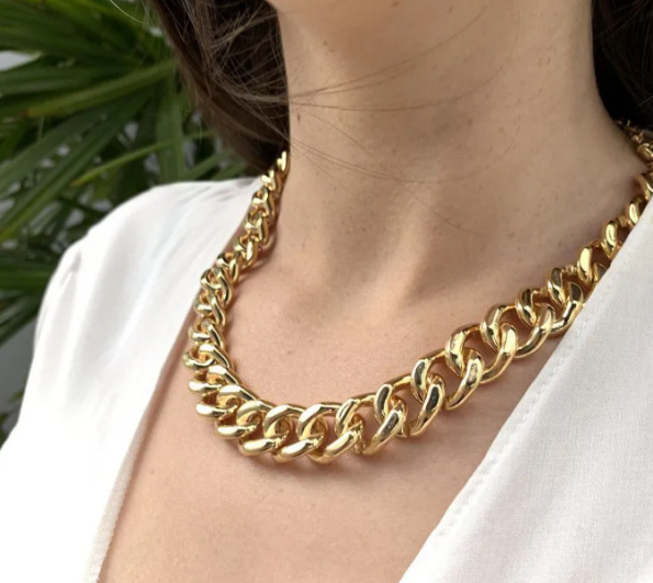 Colar de corrente: 20 modelos e dicas de como usar o acessório