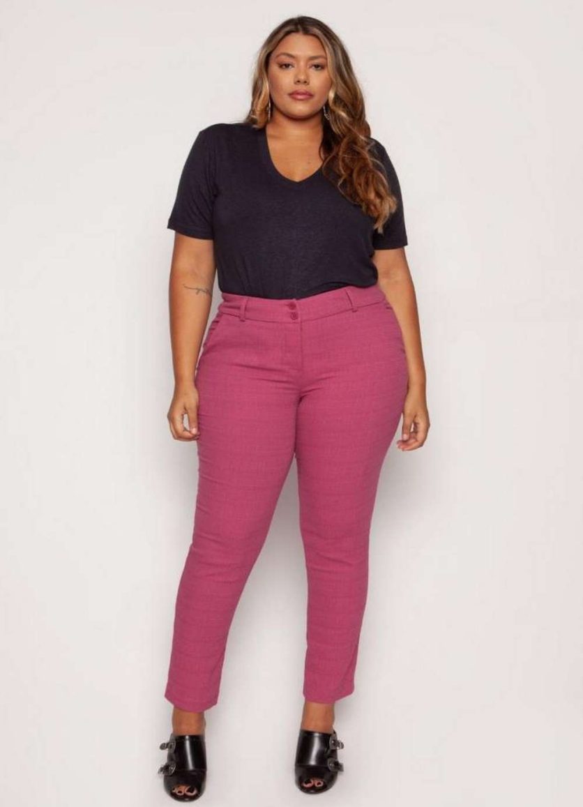 Calça rosa: 30 fotos + opções para chamar de sua