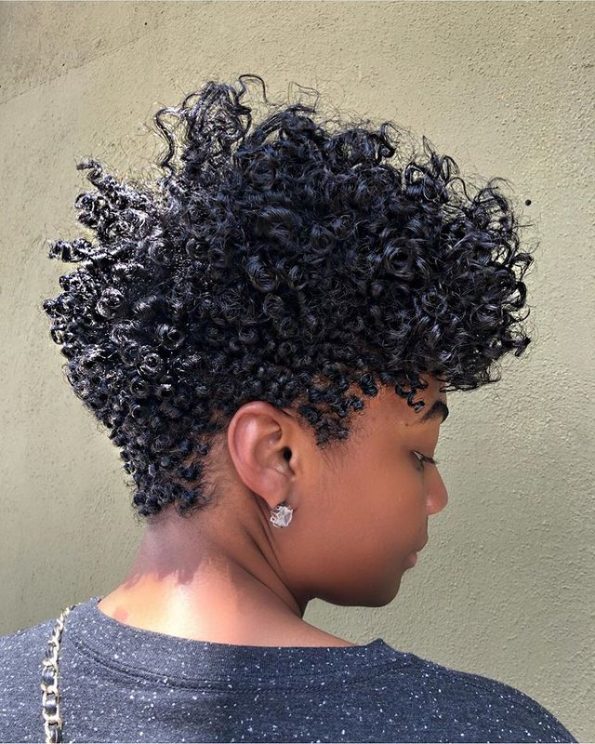 Pixie cut cacheado e crespo: 30 fotos para seguir a tendência