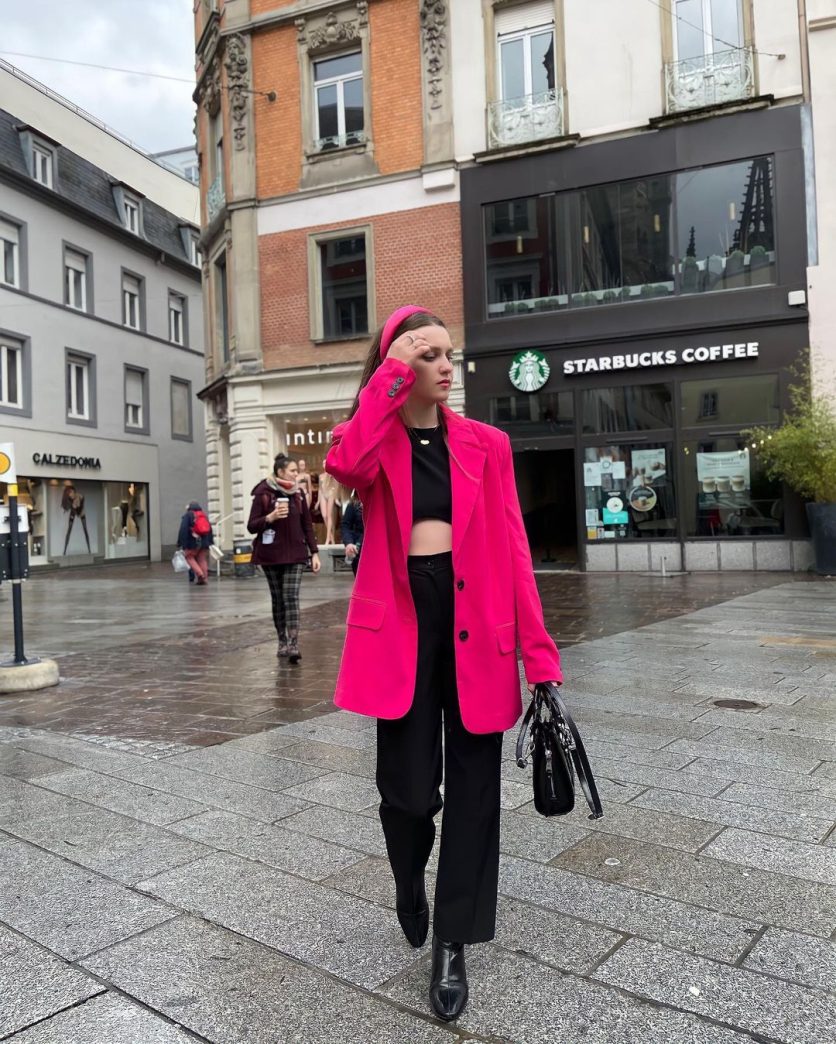 Blazer rosa: 38 modelos para aprender a usar essa maravilha