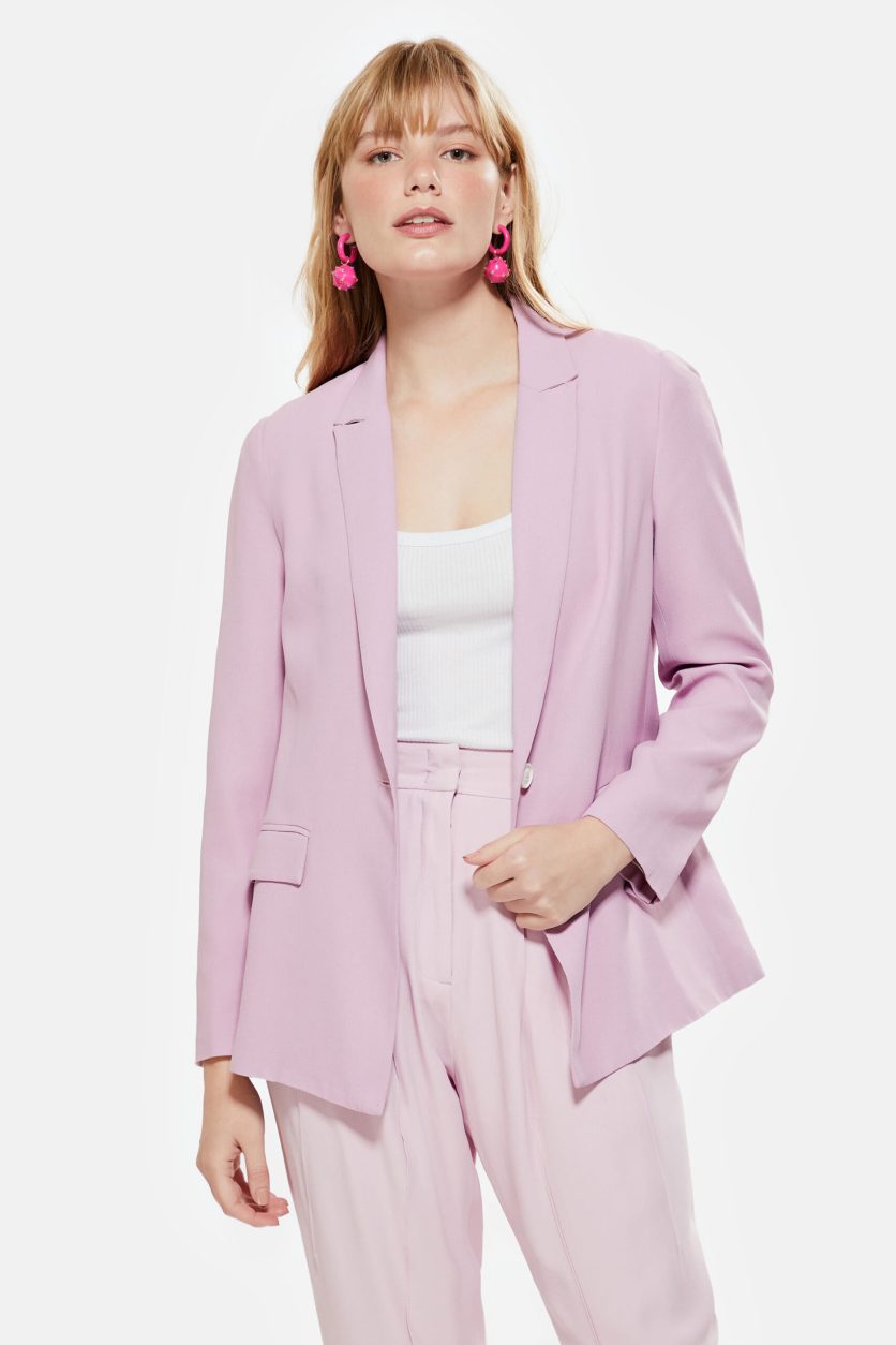 Blazer rosa: 38 modelos para aprender a usar essa maravilha