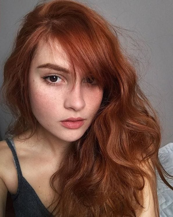 Cabelo ruivo escuro: 30 fotos apaixonantes e tutoriais para atingir o tom