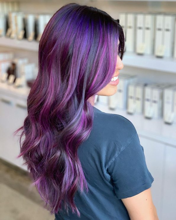 Mechas roxas: 30 fotos + 4 tutoriais para tirar o visual do óbvio