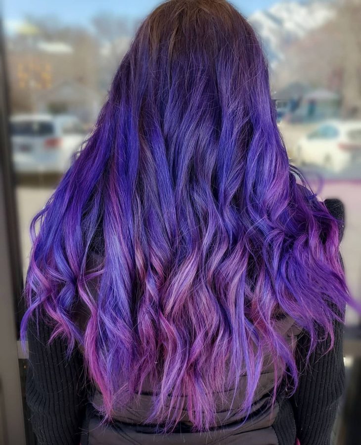 Mechas roxas: 30 fotos + 4 tutoriais para tirar o visual do óbvio