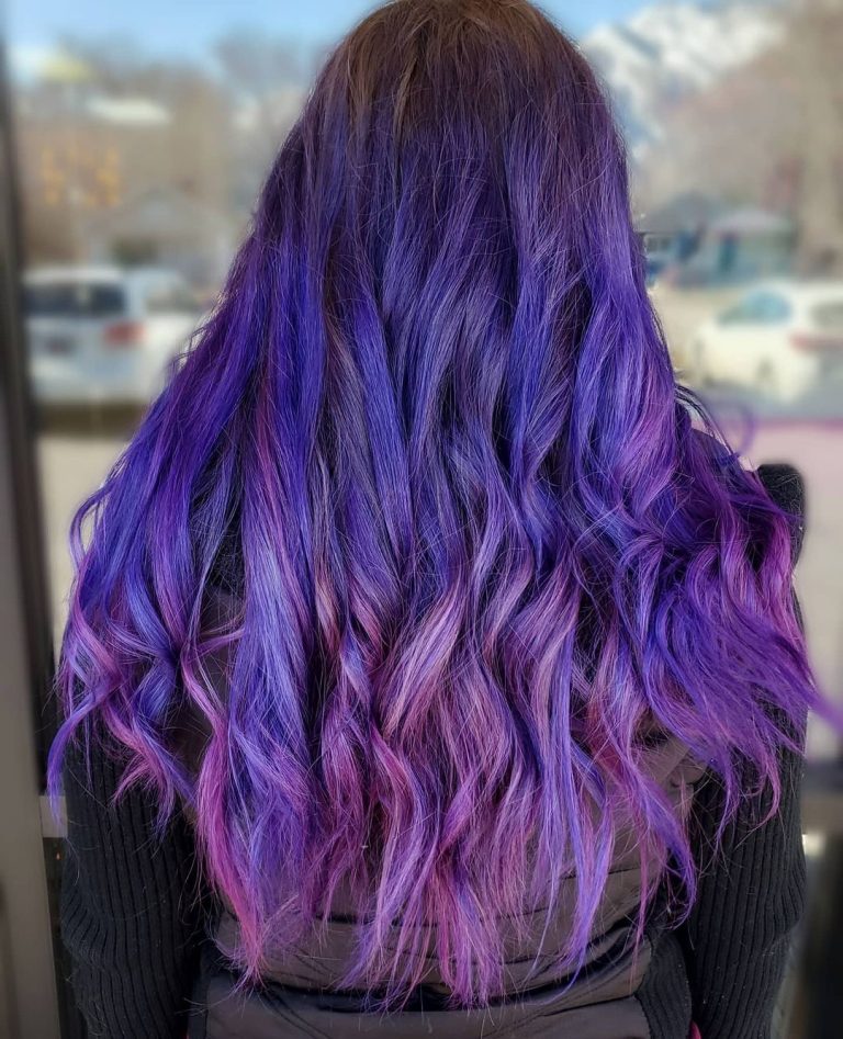 Mechas roxas: 30 fotos + 4 tutoriais para tirar o visual do óbvio