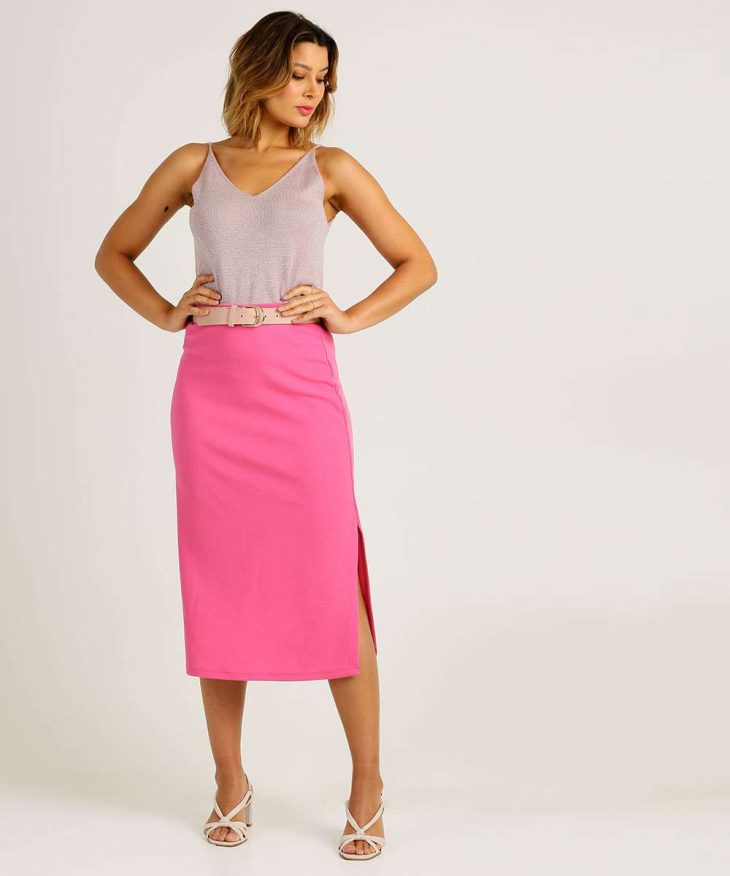 Saia rosa: 30 looks arrasadores + opções para chamar de sua