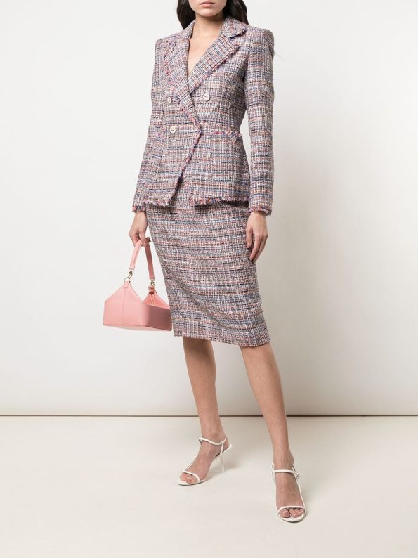 Tweed: como usar esse tecido que é tendência nas grifes famosas