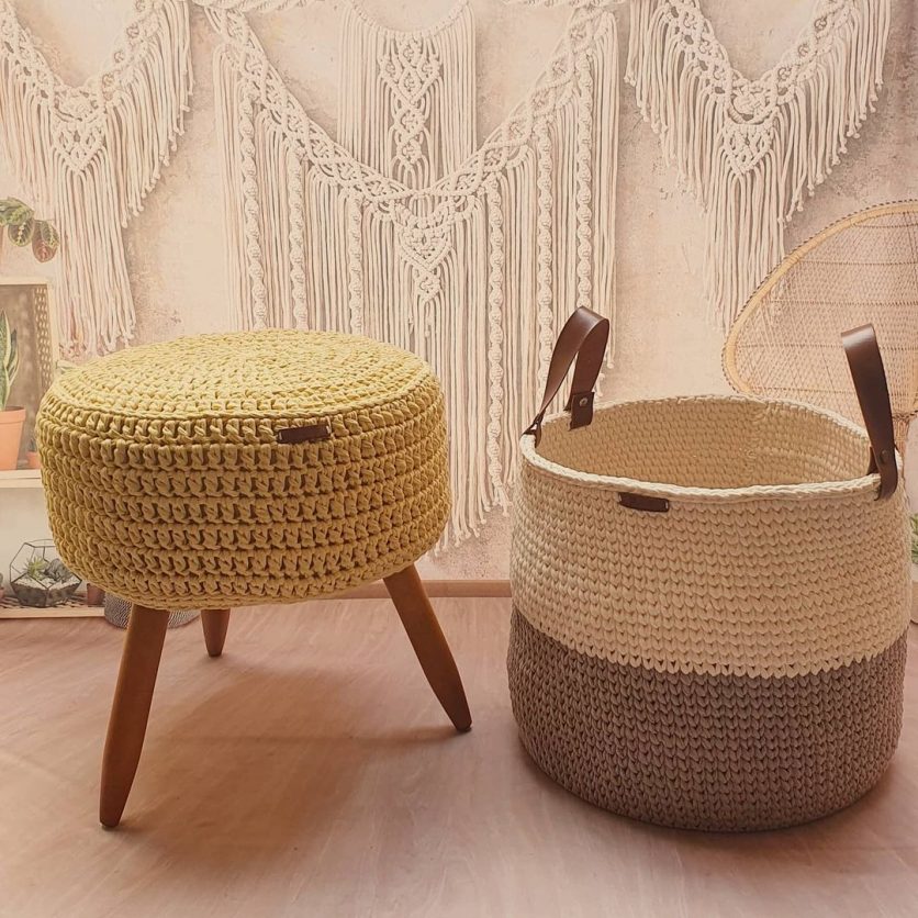 Puff de crochê: 20 modelos e 5 tutoriais desse item decorativo incrível