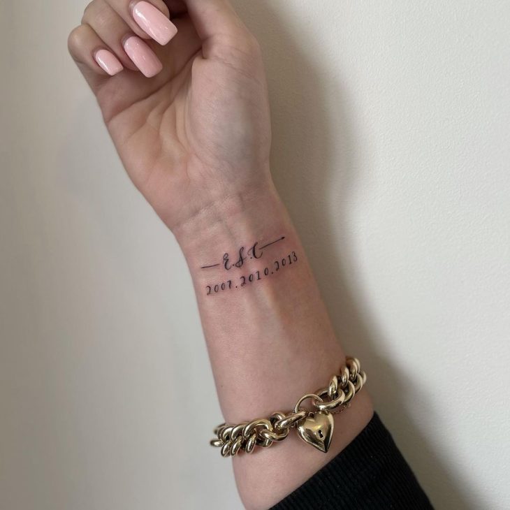 Tatuagem de data: 30 ideias para você eternizar acontecimentos