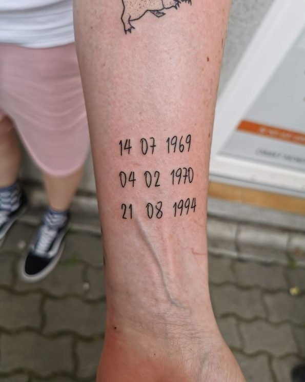 Tatuagem de data: 30 ideias para você eternizar acontecimentos
