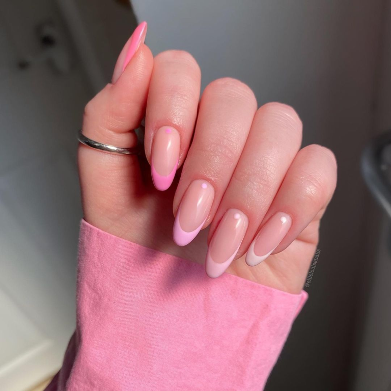 Esmalte rosa claro: 30 ideias de unha e dicas para comprar o seu