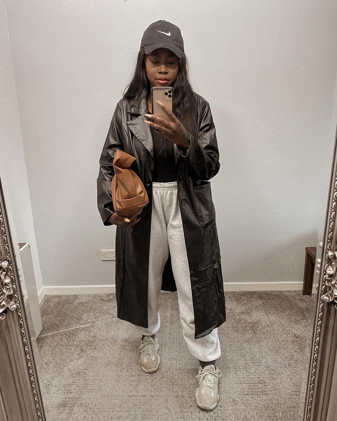 50 looks no streetwear feminino para um visual confortável e estiloso ...