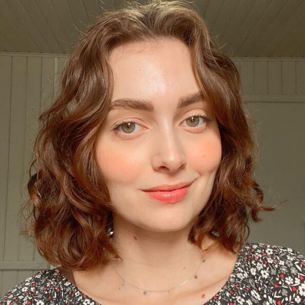 Cabelo 2b: o que é, como cuidar e melhores produtos para os fios