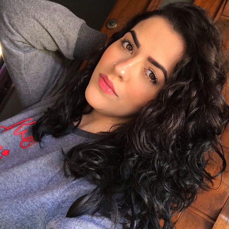 Cabelo 2b: o que é, como cuidar e melhores produtos para os fios