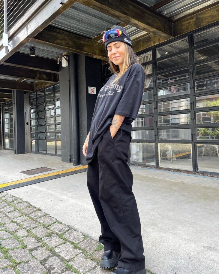 Estilo skatista feminino: 30 fotos que vão te fazer aderir essa tendência