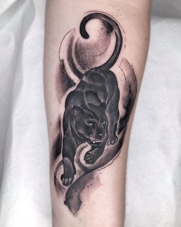 Tatuagem de pantera: 65 ideias para quem quer inovar na tattoo