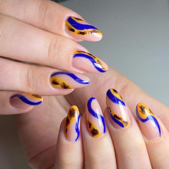 Unha almond decorada: como fazer + 40 ideias para sua nail art