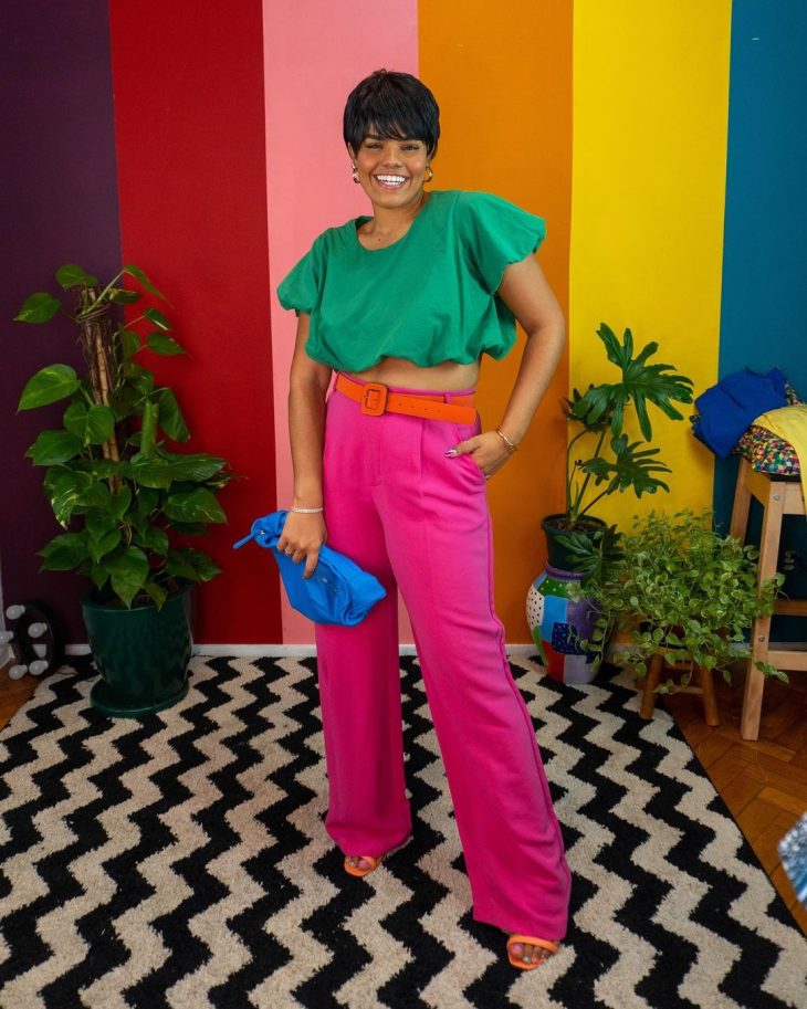 Fúcsia: 30 looks estilosos para aprender a usar a cor do momento