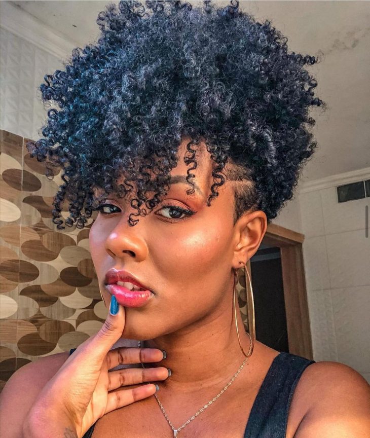 Cabelo 4a: características e inspirações para um crespo lindo e saudável