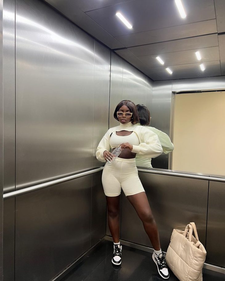 Streetwear feminino: o que é + 50 looks incríveis [FOTOS]