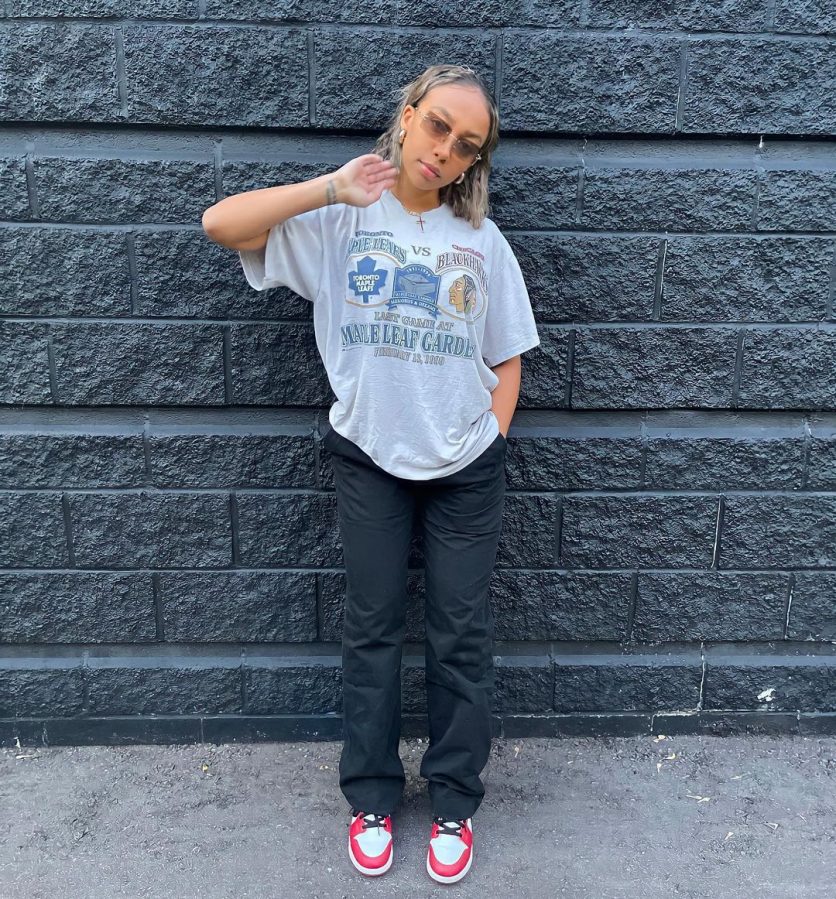 Streetwear feminino: o que é + 50 looks incríveis [FOTOS]