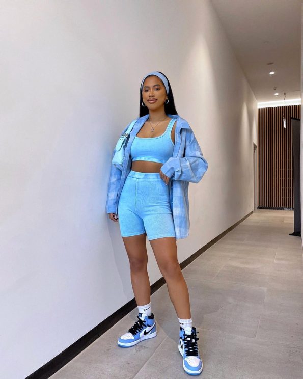 Streetwear feminino: o que é + 50 looks incríveis [FOTOS]