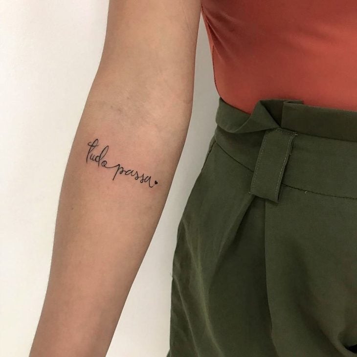 Tatuagem Tudo Passa 80 Ideias Para Usar Como Inspiração