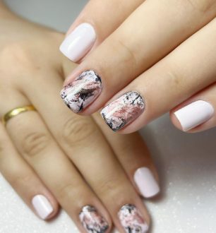 Unhas marmorizadas: 30 ideias para aderir essa decoração
