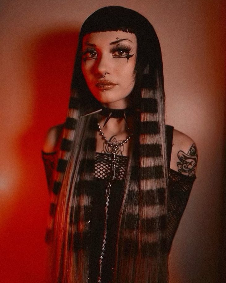 Estilo emo: o que é, características, a volta da tendência e fotos