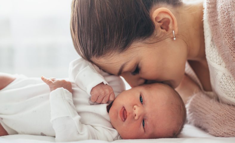 Parto cesárea: o que é, como é feito, riscos e recuperação