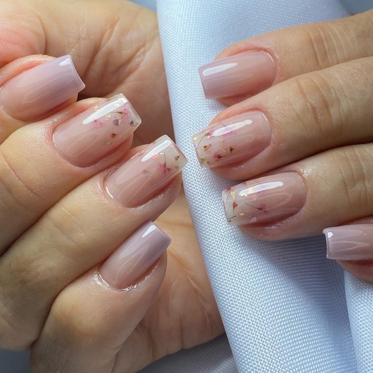 Unhas de gel decoradas delicadas: 40 ideias e tutoriais práticos