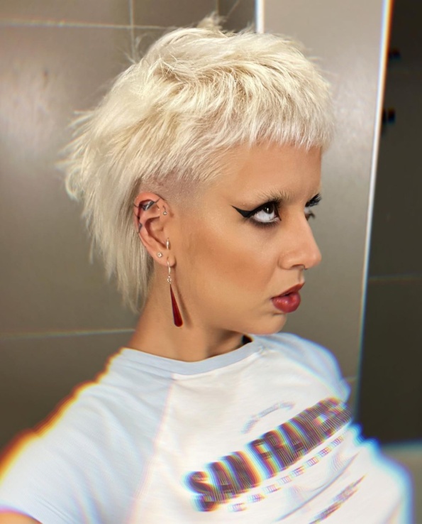 Sidecut feminino: 60 fotos e tutoriais para apostar no corte