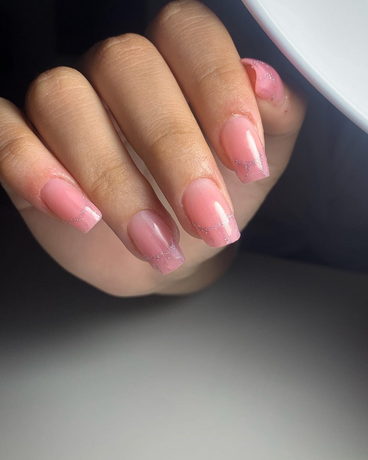 Unhas de acrigel: o que é, tutoriais, referências, dúvidas frequentes