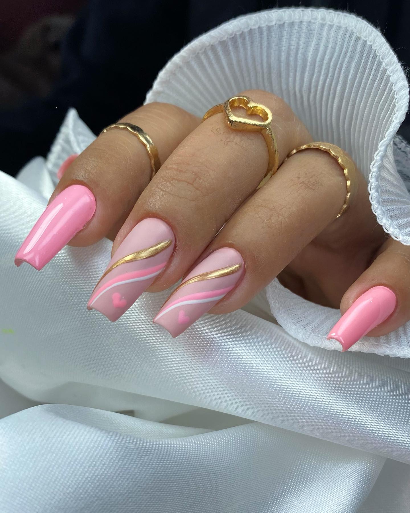 Unhas decoradas rosas: 60 ideias e tutoriais práticos